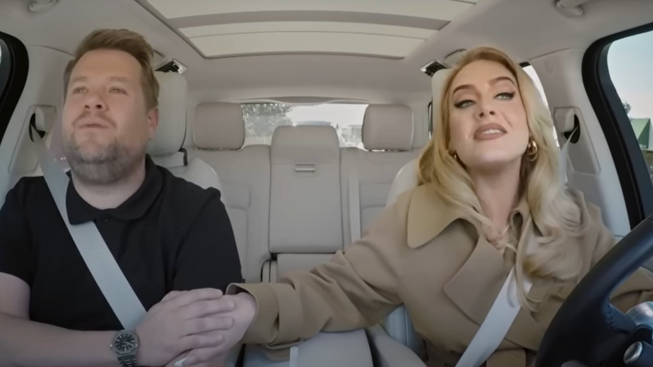 Adele is chauffeur bij laatste 'Carpool Karaoke' van James Corden - Newsmonkey