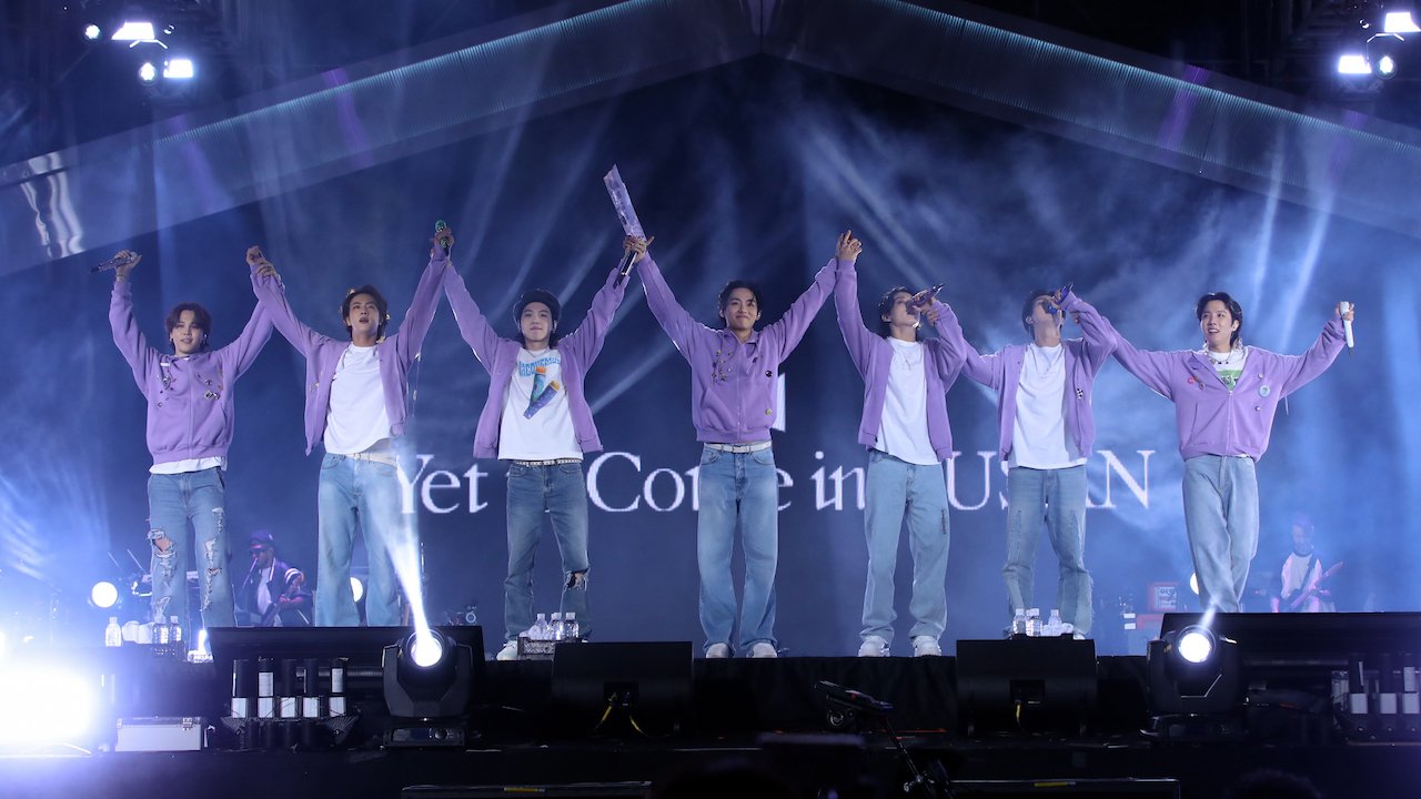 Concertfilm 'BTS: Yet To Come' krijgt officiële trailer - Newsmonkey