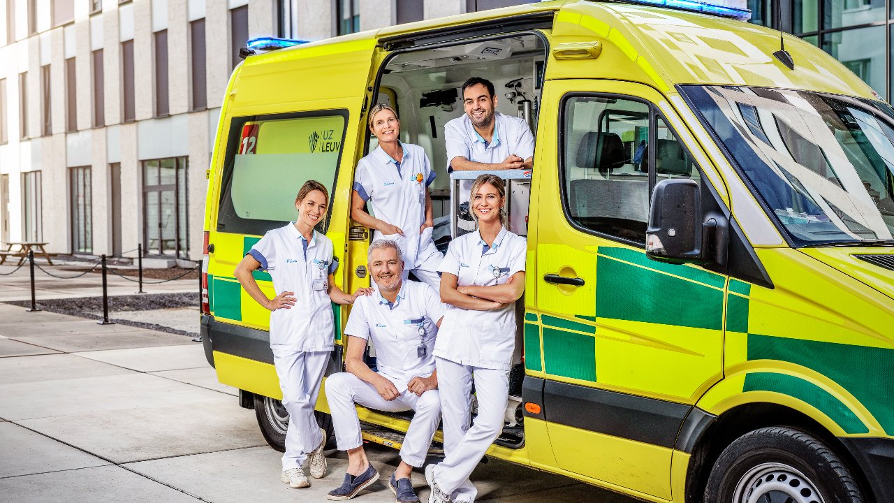 BV's trekken naar verschillende afdelingen in nieuw seizoen 'Een Echte ...