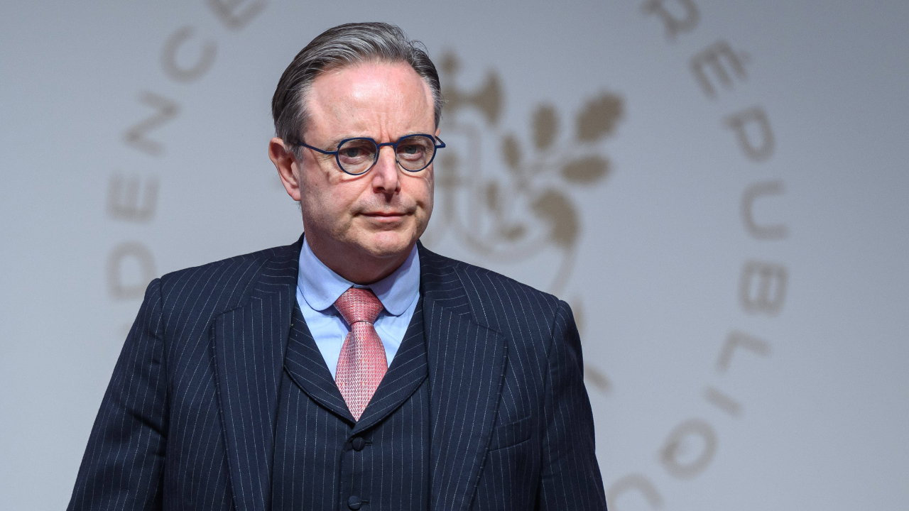 Bart De Wever kritisch voor voorgestelde meerjaregnbegroting van ...