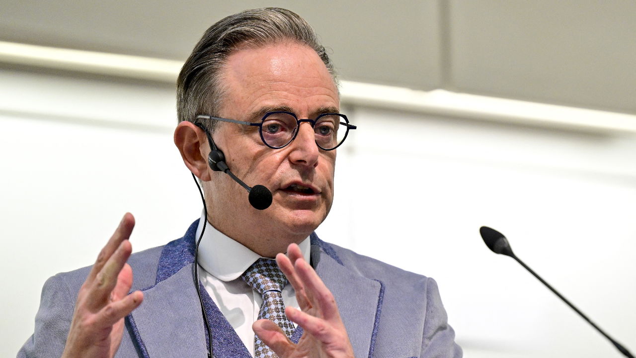 Premier ministre De Wever se penche sur l'aide au développement pour 10 ...