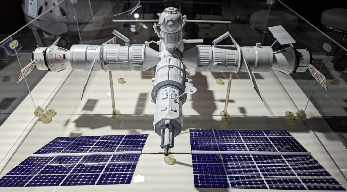 La Russie dévoile pour la première fois ROSS, sa future station spatiale nationale - Business AM ...