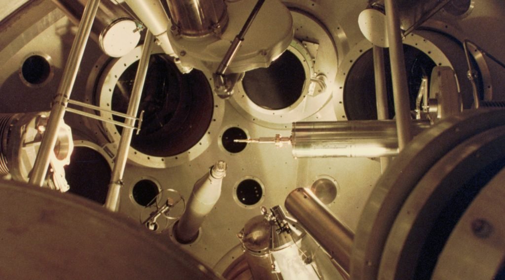 Des scientifiques créent une bulle de plasma à l'aide de lasers : un ...