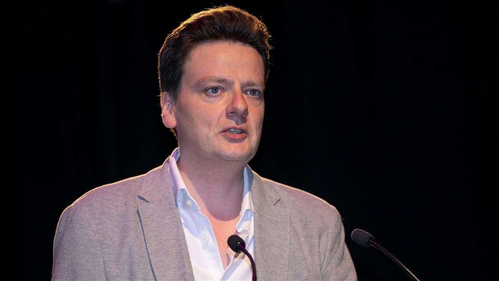 Kamerlid François De Smet opnieuw voor vijf jaar voorzitter van DéFI ...