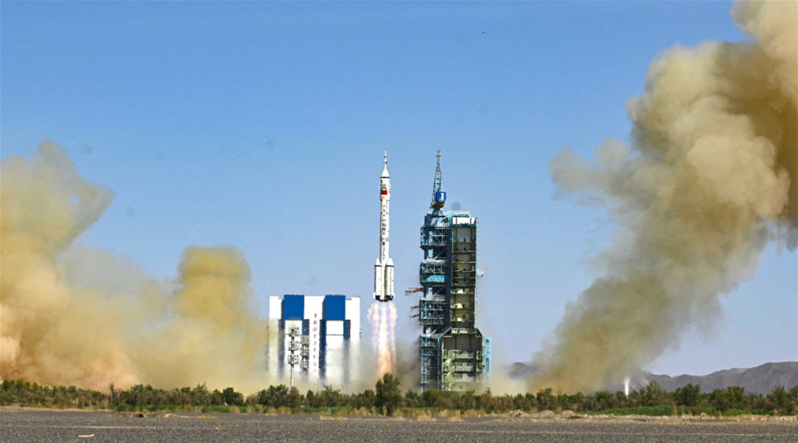 China lanceert 3 taikonauten om ambitieus Tiangong-ruimtestation af te ...