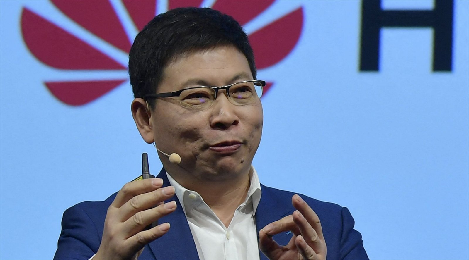 Huawei lance un nouveau smartphone capable de directement se connecter ...