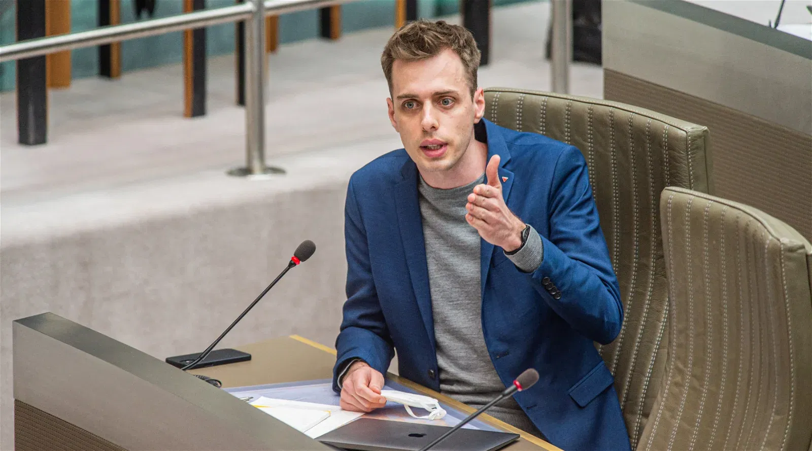 Jos D'Haese (PTB) contre plus d'argent pour la défense: "Devrions-nous ...