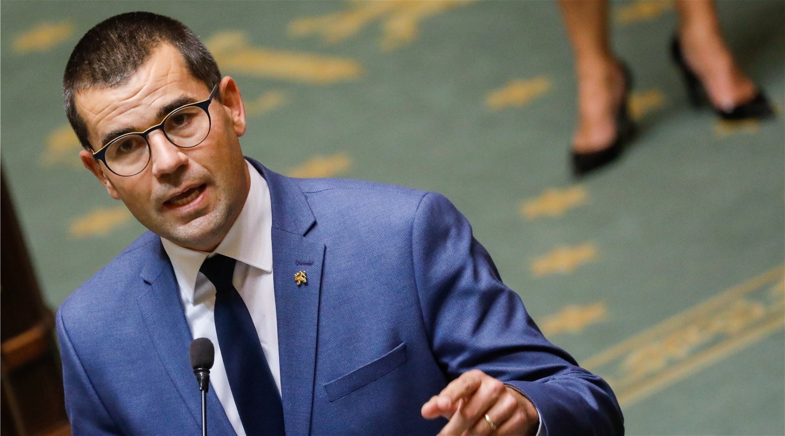 Sander Loones (N-VA) over nieuw begrotingsrapport: “We knallen recht ...