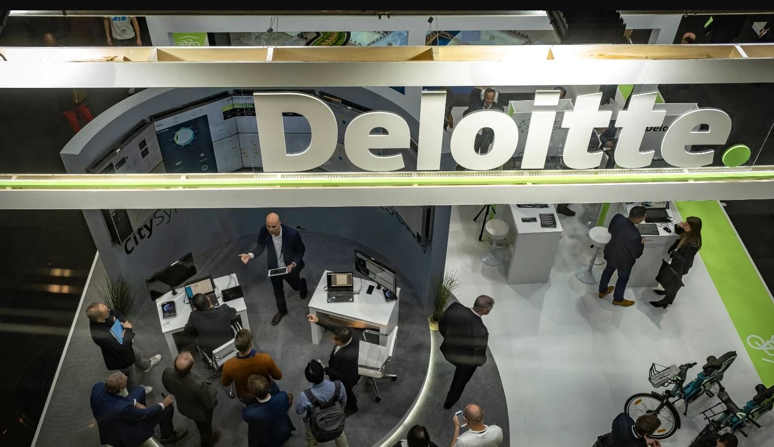 Consultancy draait op volle toeren: Deloitte werft 1.500 mensen aan ...