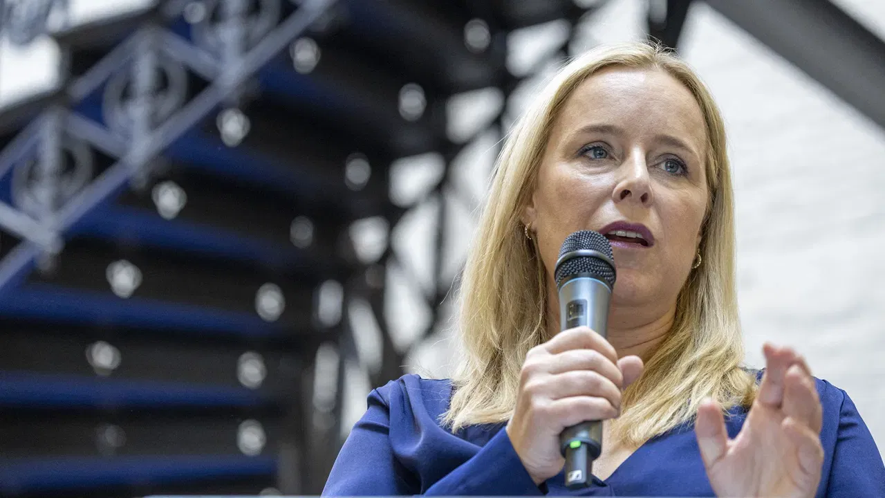 Elon Musk - et un message supprimé par Eva De Bleeker - montrent les ...