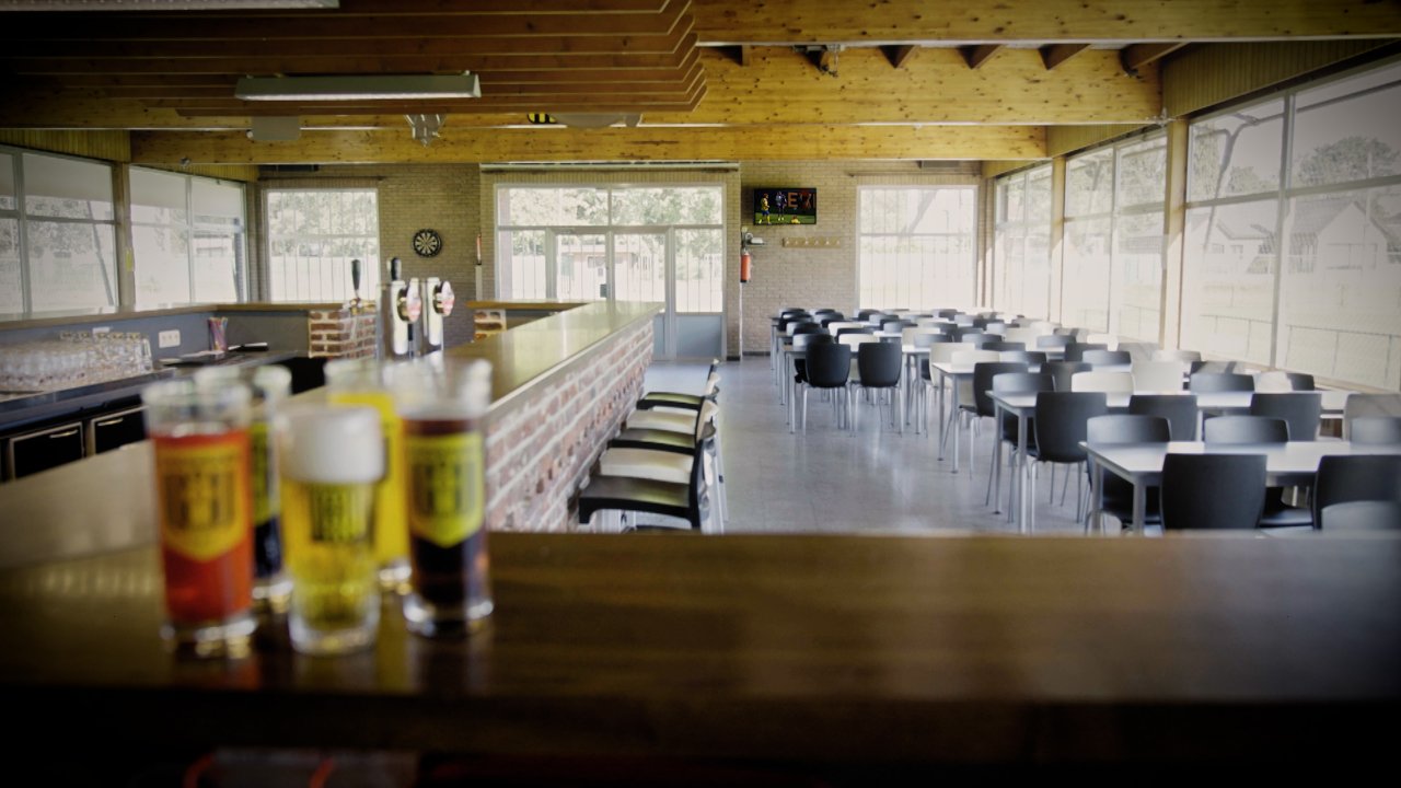 'Extra Time' keert terug met nieuwe presentator en vanop een speciale ...