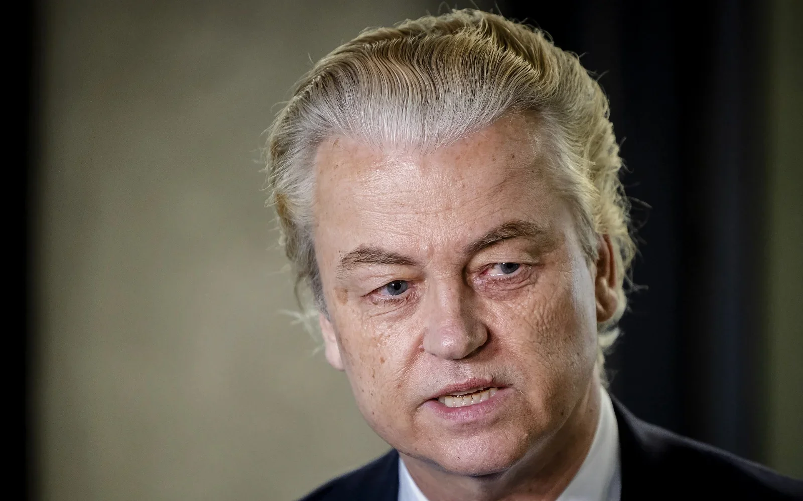 Le PVV de Geert Wilders quitte le gouvernement néerlandais ; les partis de la coalition se ...