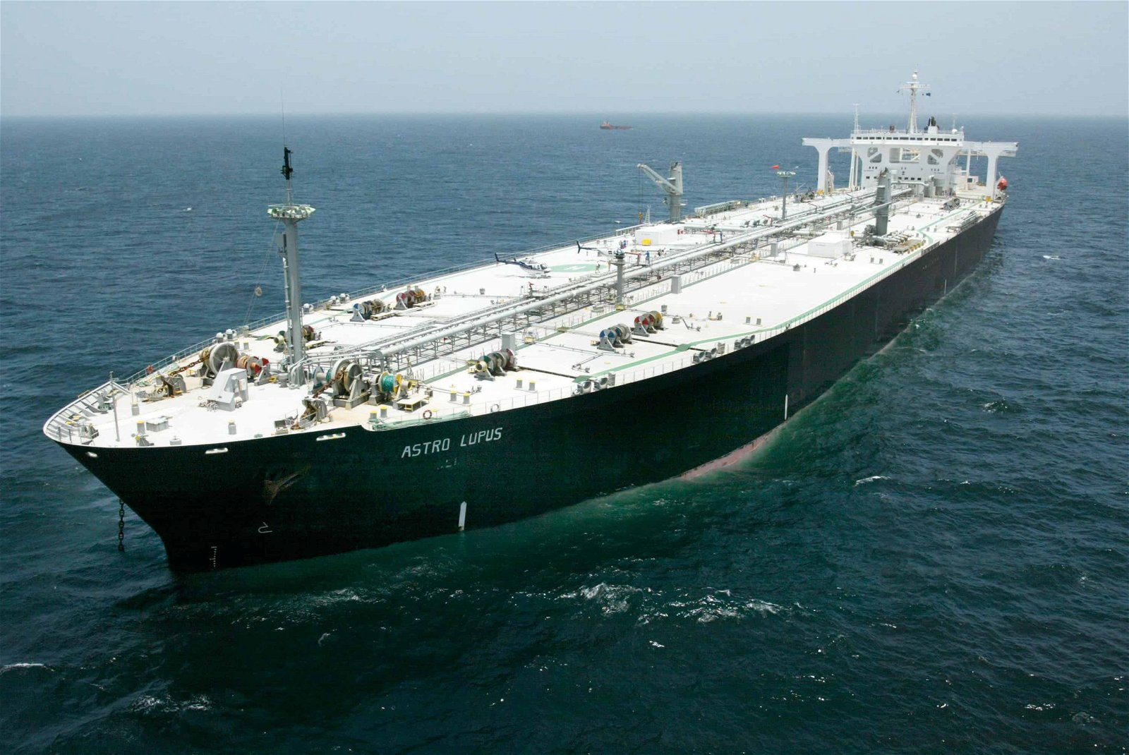 12 lege supertankers zeggen veel over de hedendaagse oliemarkt ...