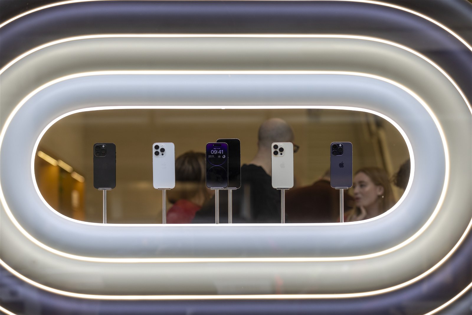 Apple veut creuser l’écart : les prochains iPhone Pro seront encore ...