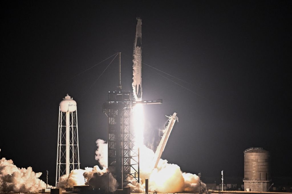 Une victoire bienvenue pour SpaceX, qui obtient l'autorisation pour un ...