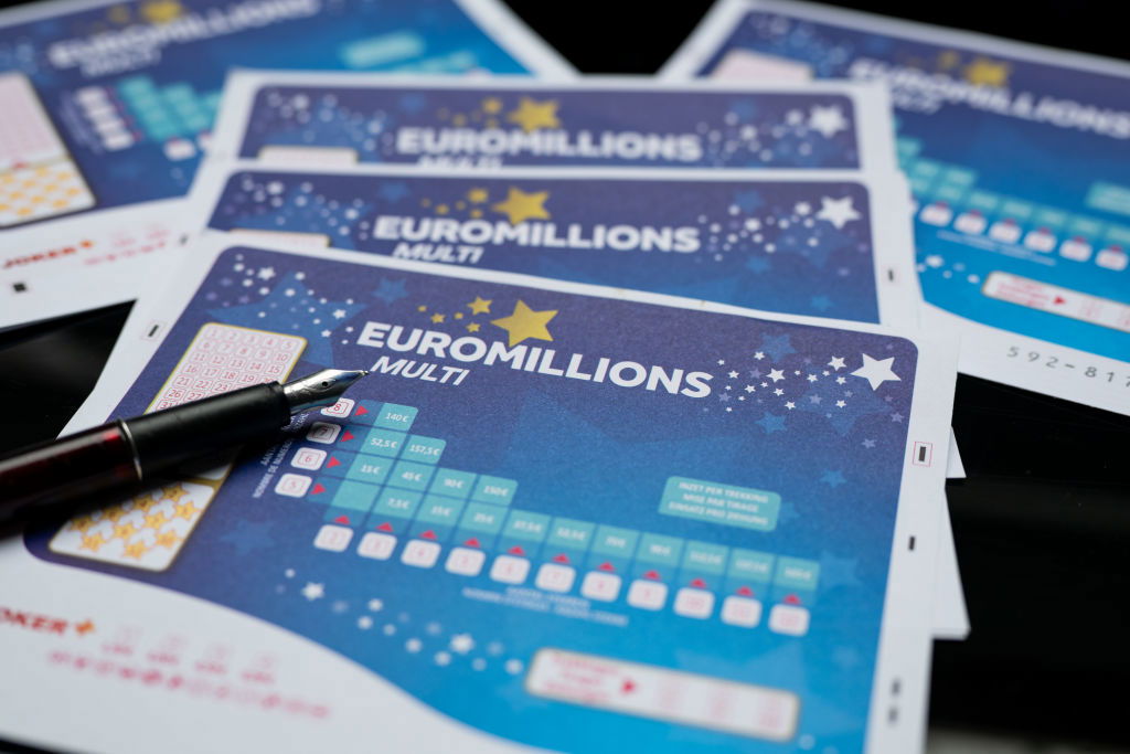 Moet je belastingen betalen als je Lotto of EuroMillions wint ...