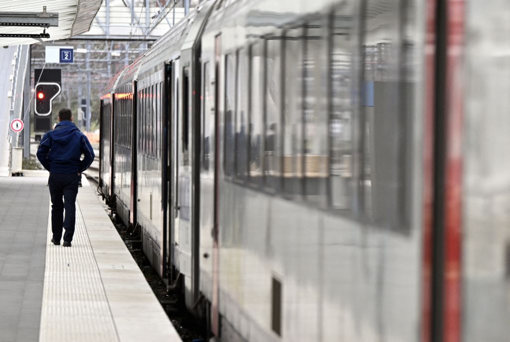 Nieuwe tarieven van NMBS gelden vanaf vandaag: wat moet je weten? - Business AM