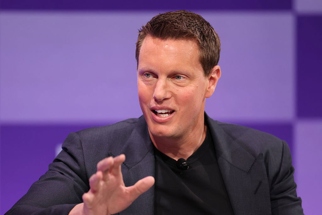 Paramount-topman David Ellison belooft redactionele onafhankelijkheid ...