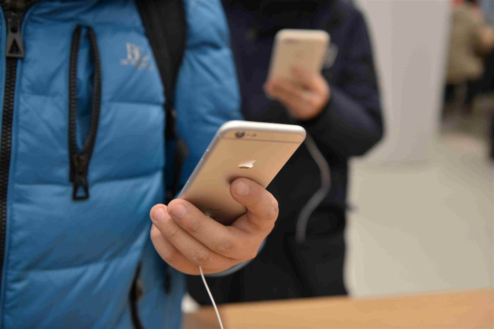 Le premier iPhone de l'Histoire ne date pas de 2007 et n’est pas signé ...