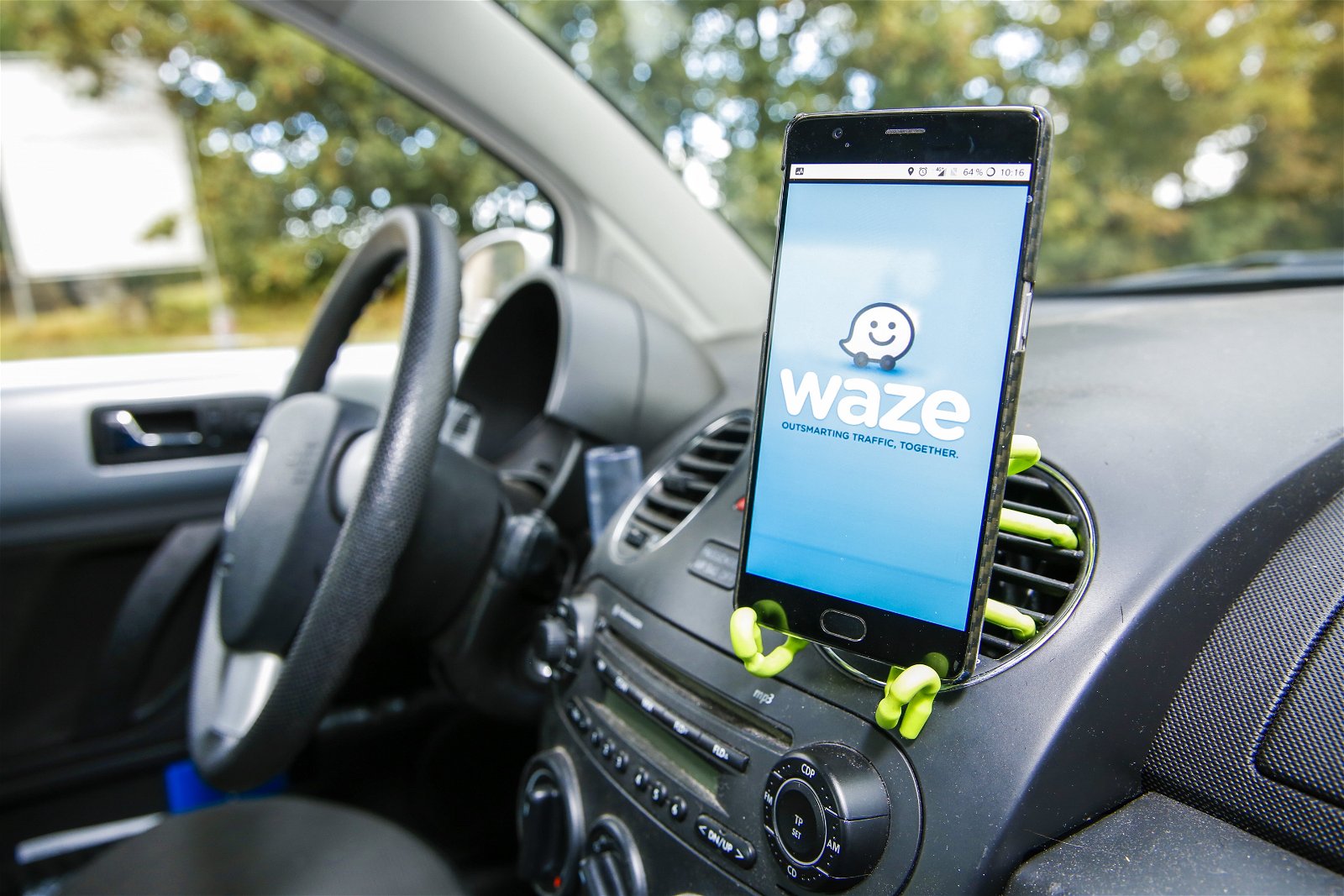 Waze laat u nu ook route plannen op uw pc - Business AM
