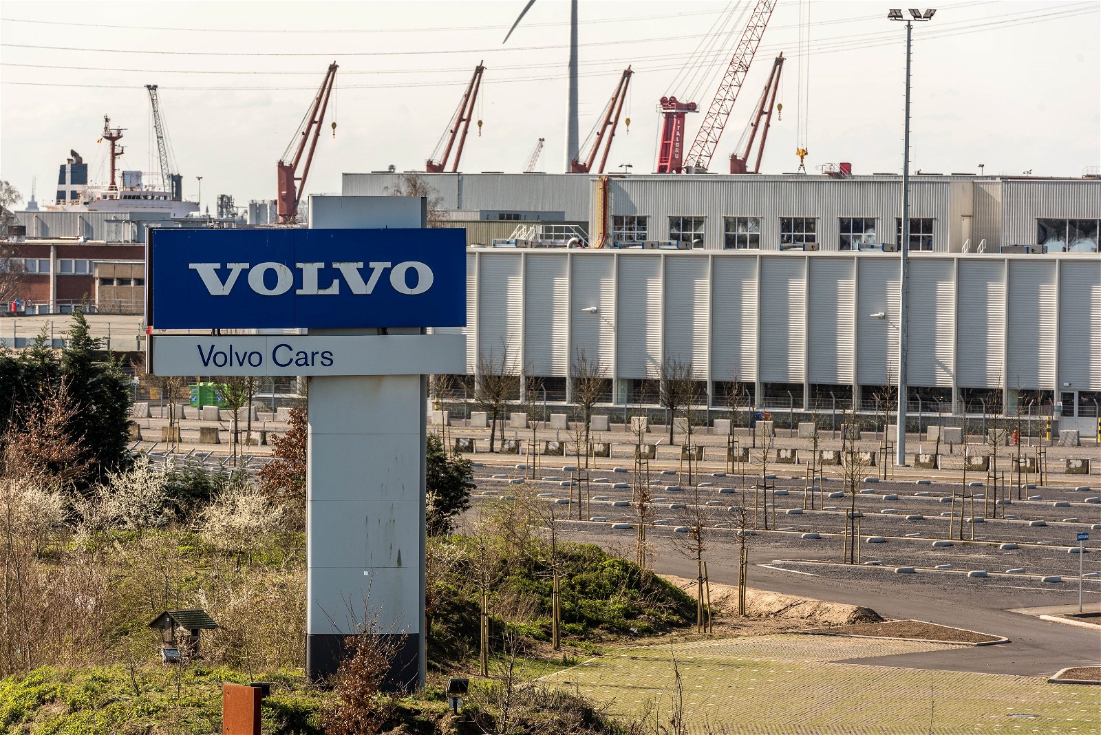 Fabriek van Volvo Gent moet productie volgende week opnieuw drie dagen ...