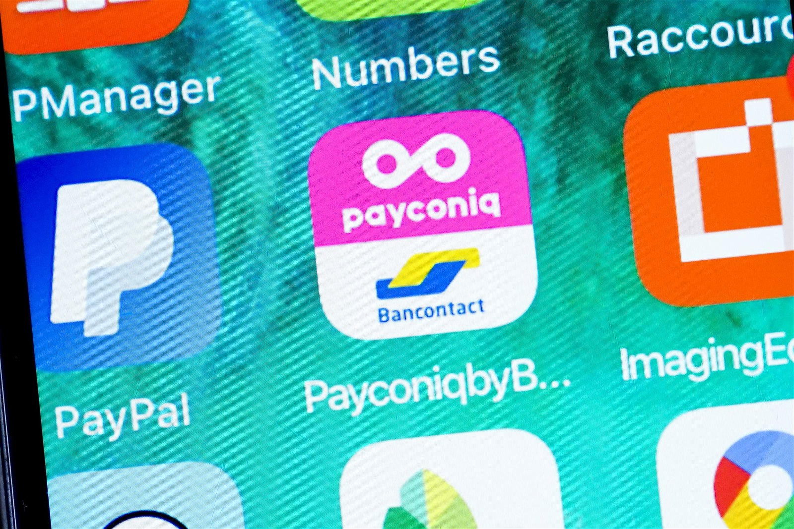 Gebruikers Payconiq by Bancontact kunnen binnenkort niet langer ...