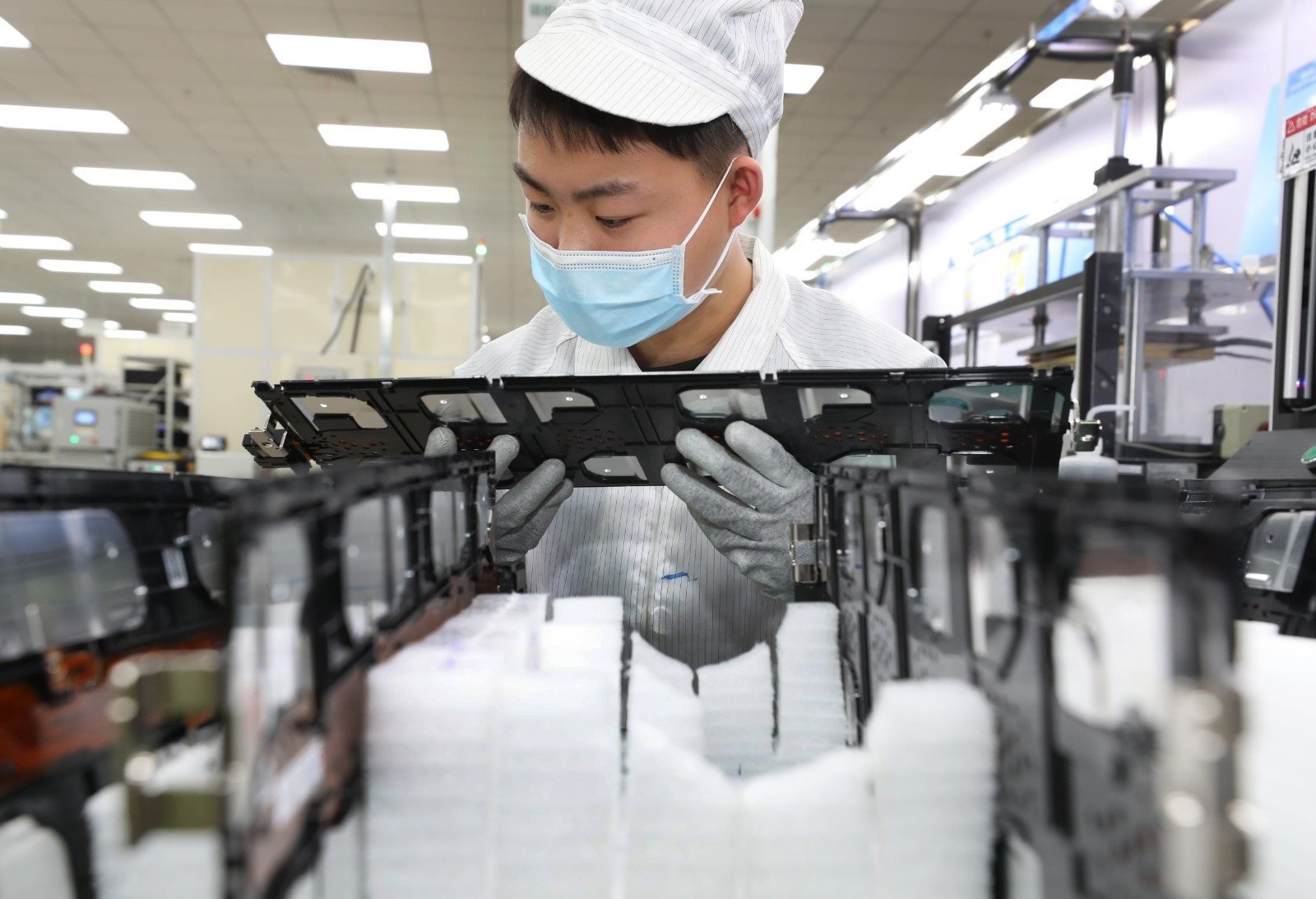 Chinese chipfabrikant SMIC gaat enorme nieuwe fabriek bouwen - Business AM