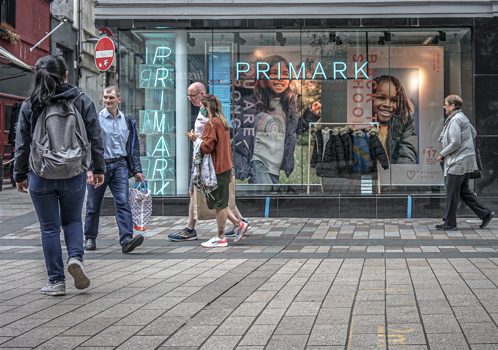 La chaîne de "fast-fashion" Primark promet des vêtements moins ...