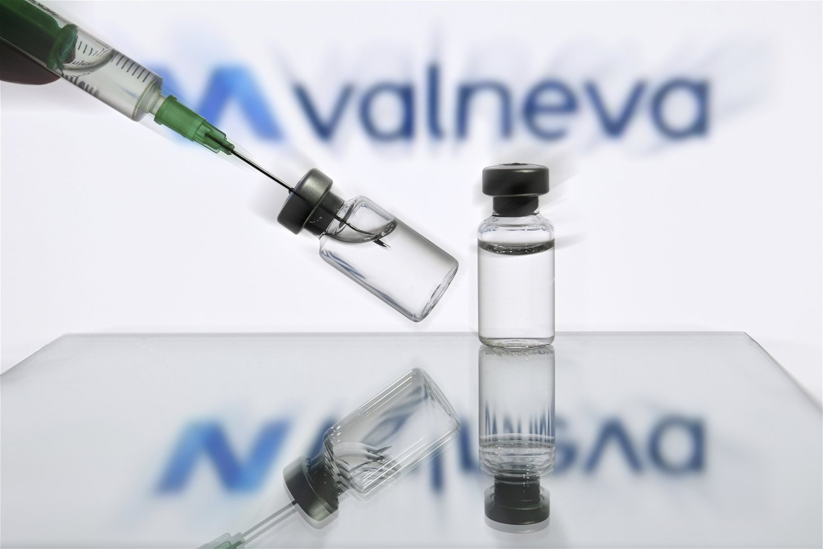 Avec Valneva, la France aura bientôt son propre vaccin Covid, 100% ...