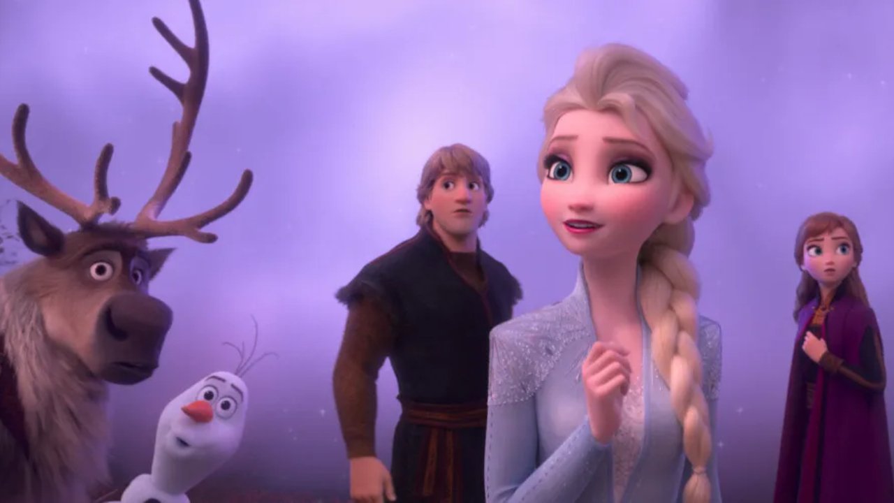 Idina Menzel keert terug als Elsa in 'Frozen 3' - Newsmonkey