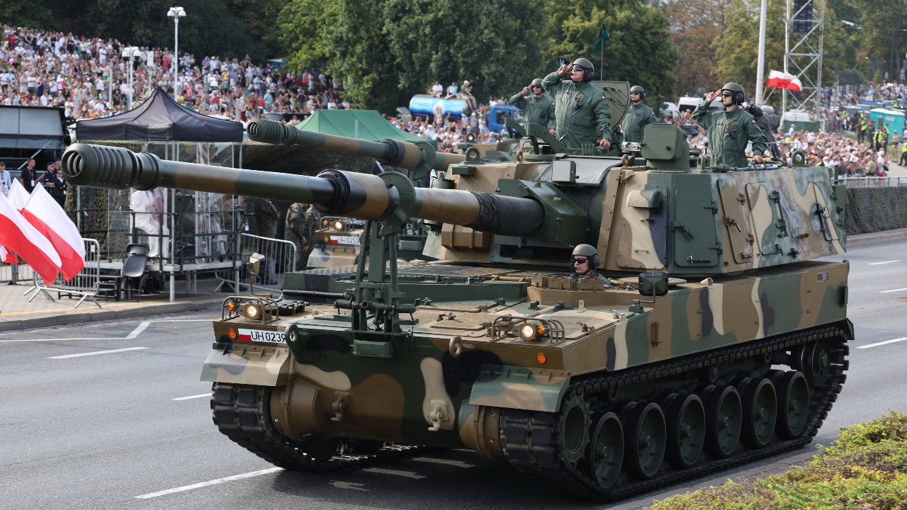 Polen investeert 16,5 miljard dollar in militair materieel via EU ...