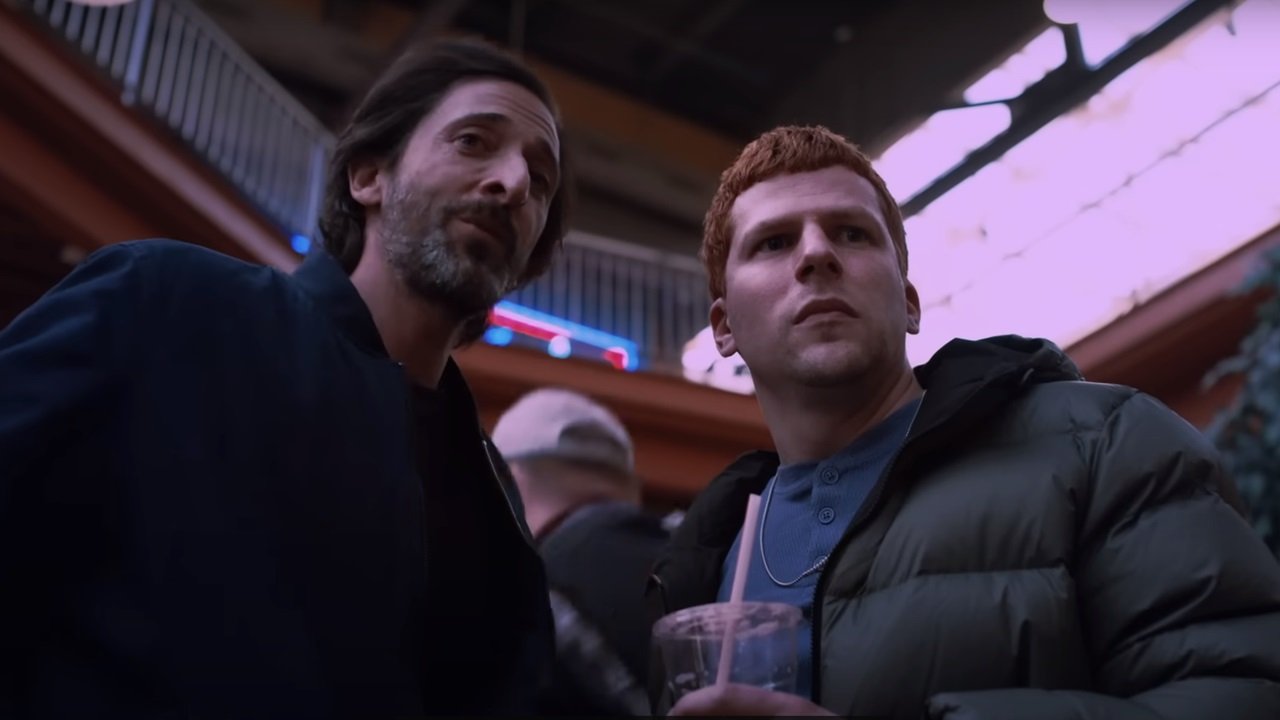 'Manodrome' met Jesse Eisenberg en Adrien Brody krijgt trailer - Newsmonkey