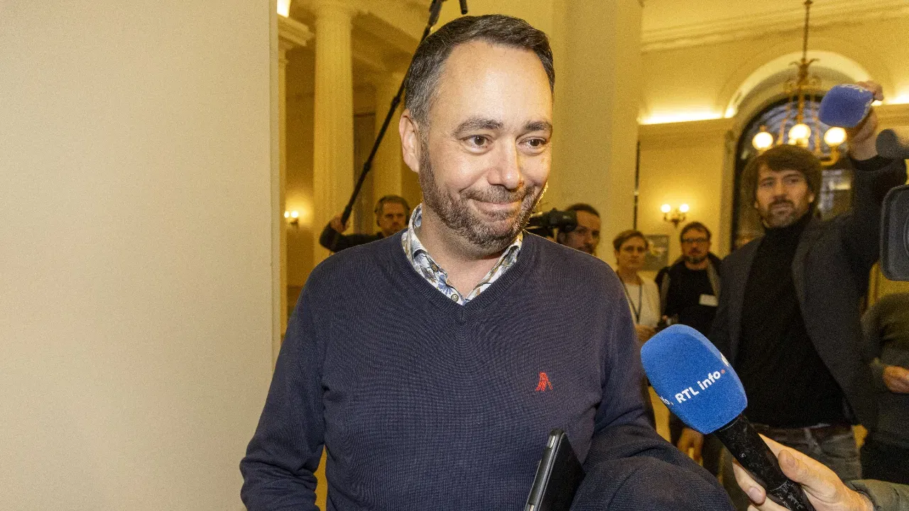 Le ministre des Affaires étrangères Prévot défend l'accord sur Gaza ...