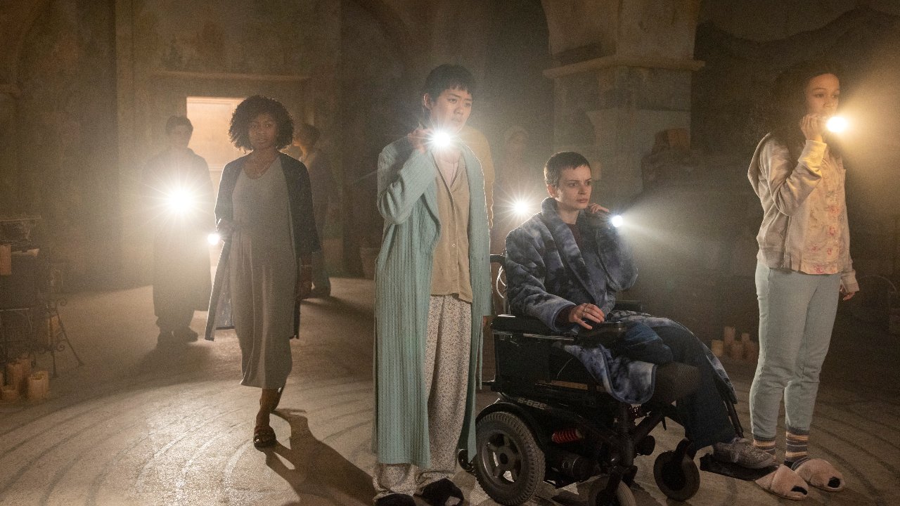 Netflix kiest opnieuw voor vernieuwing: 'The Midnight Club' na één ...