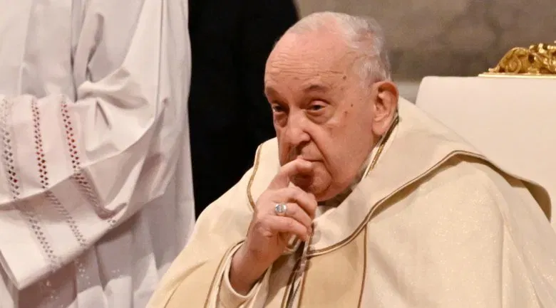 Le Pape François met en garde contre les dangers de l'IA