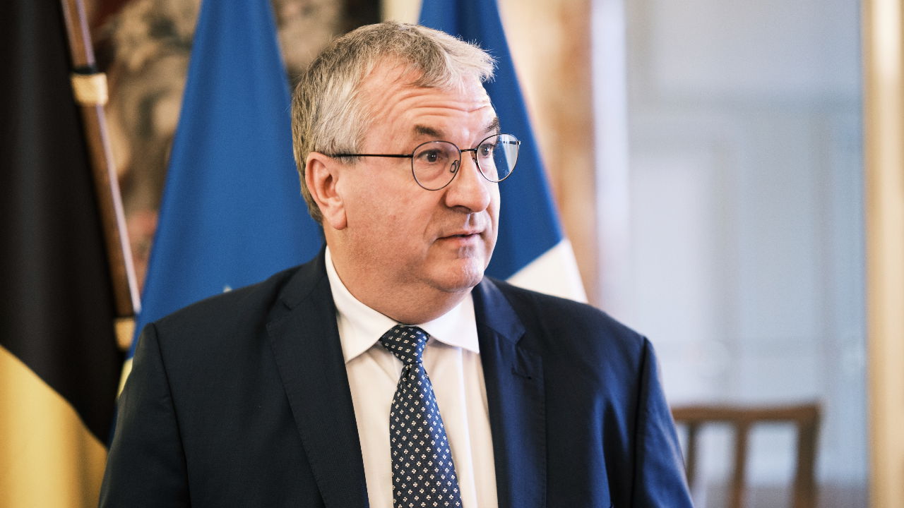 Le ministre wallon Pierre-Yves Jeholet subit une fracture des côtes ...