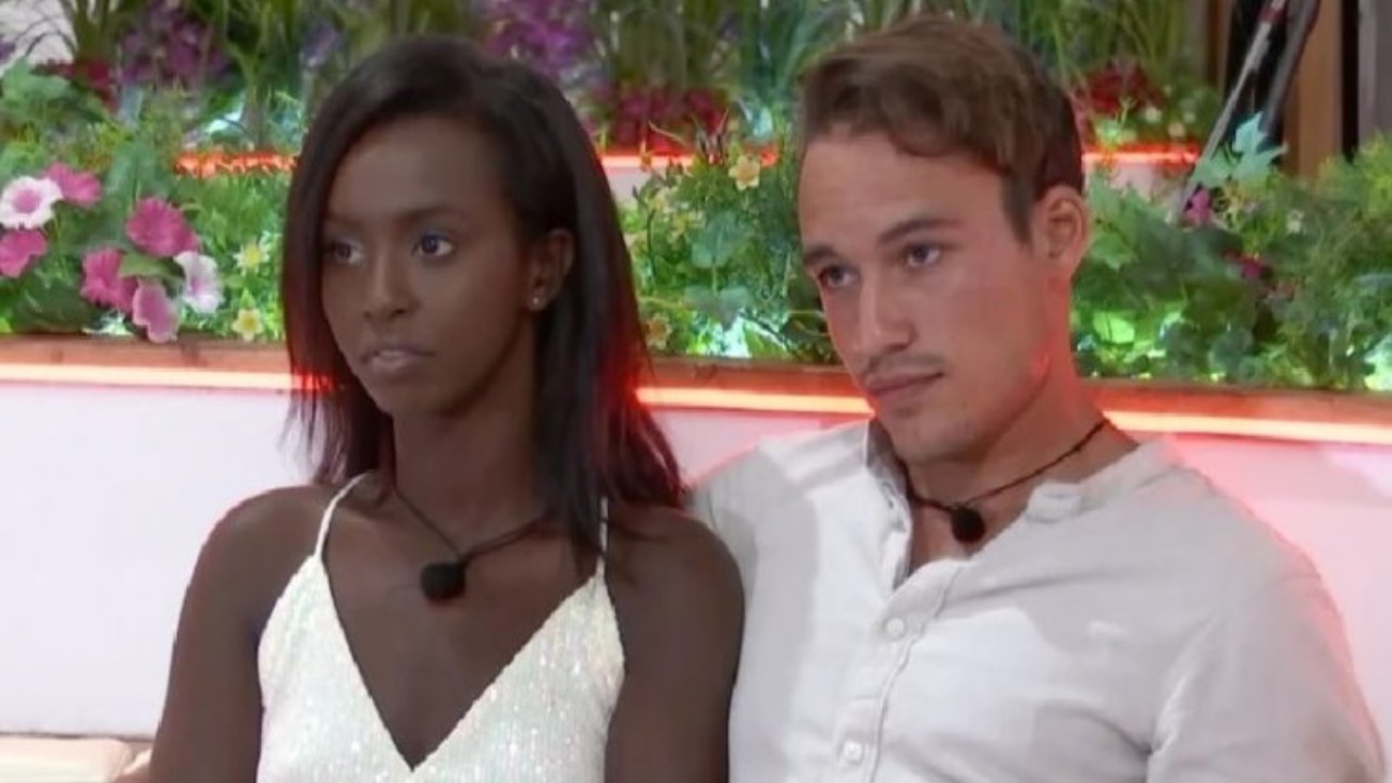 Remco van 'Love Island' geeft update over zijn relatiestatus - Newsmonkey