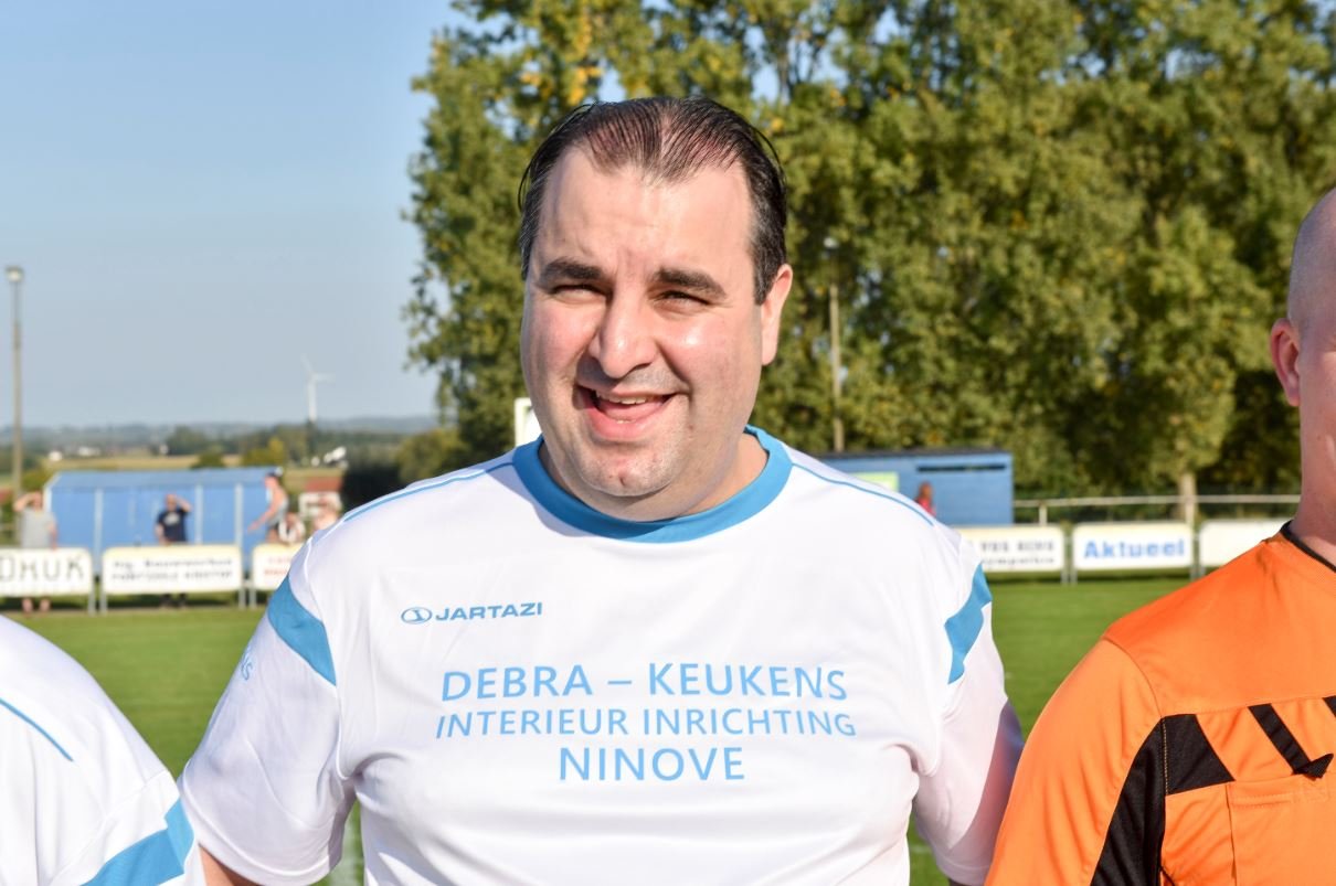 Broers Azimi, bekend van ‘The Sky is the Limit’, opgepakt in fraude ...