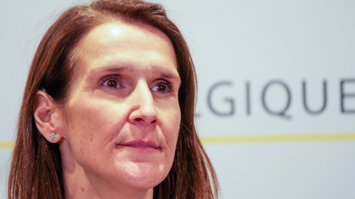 All eyes on Wilmès, zij moet vandaag beeld regering keren: mondmaskers ...