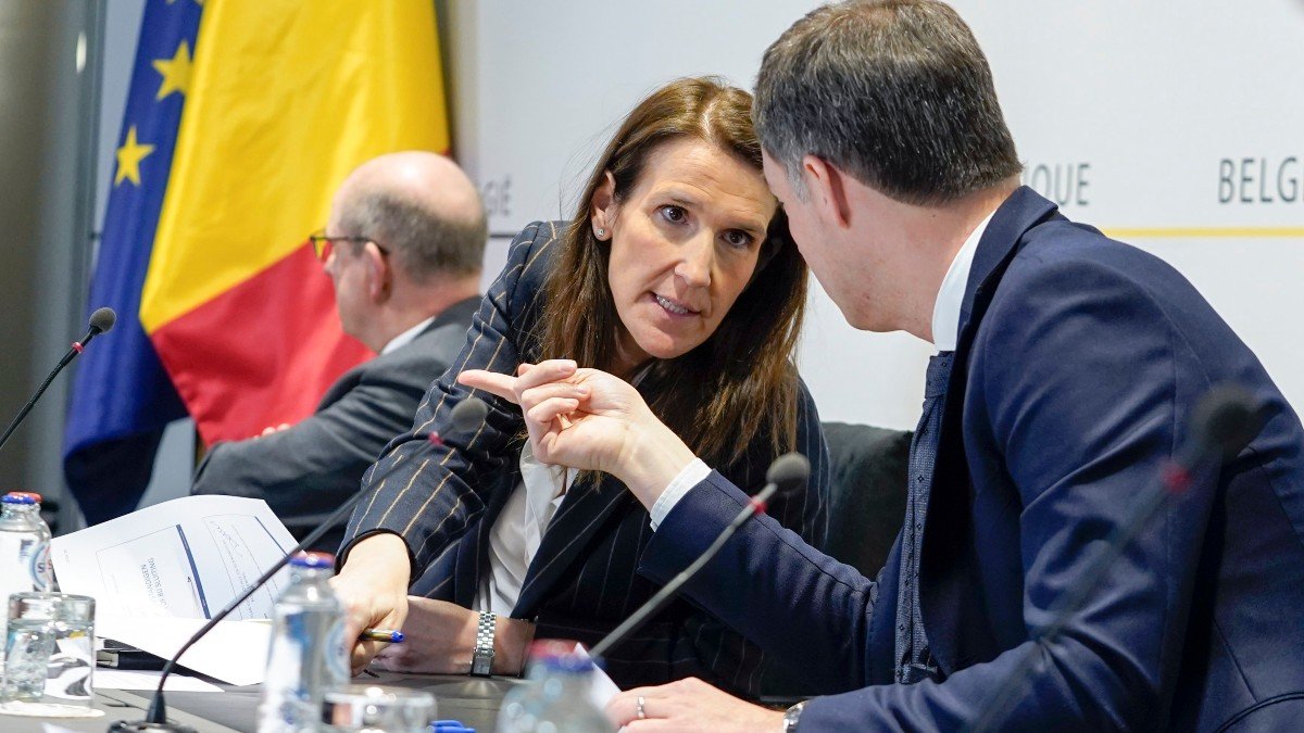 Le fonctionnement du gouvernement Wilmès II pose question: vers une ...