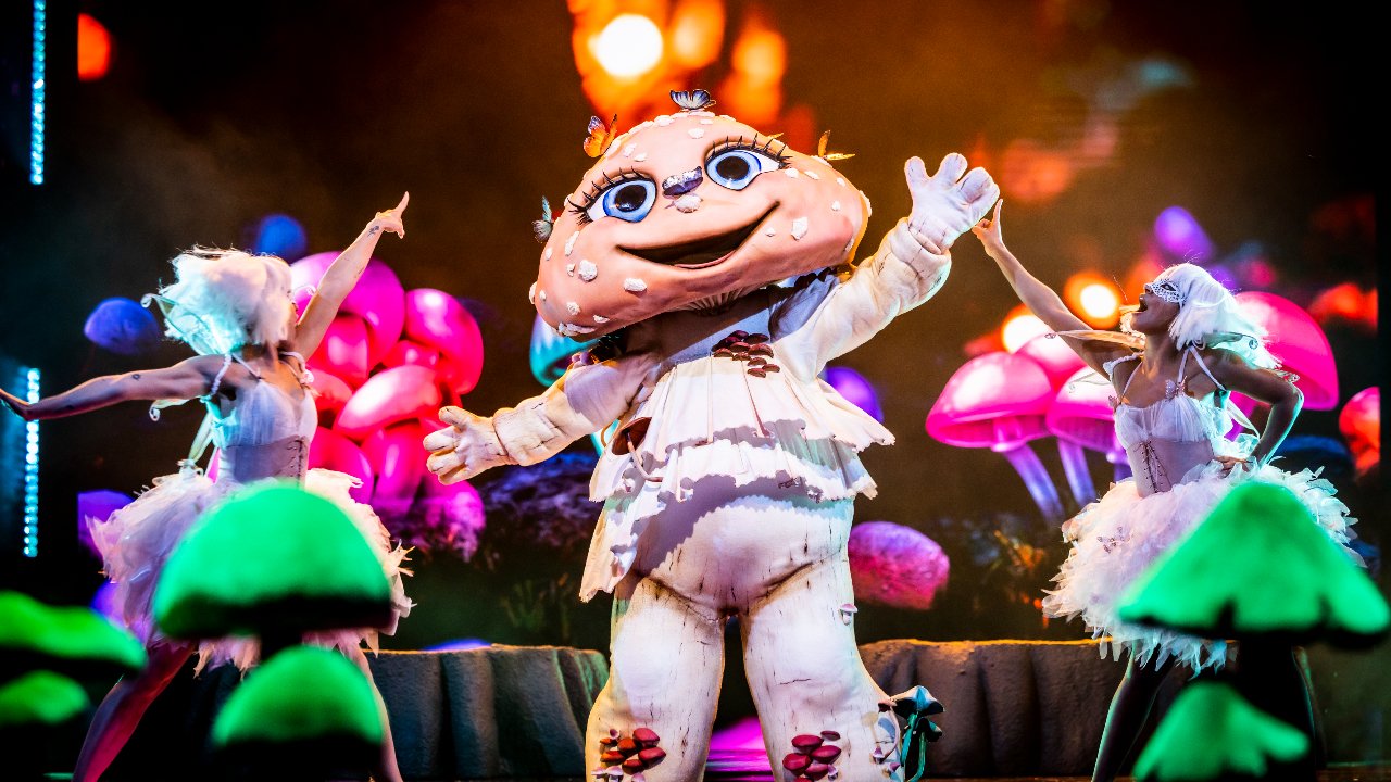 'The Masked Singer': Bekijk hier het eerste optreden van Champignon ...