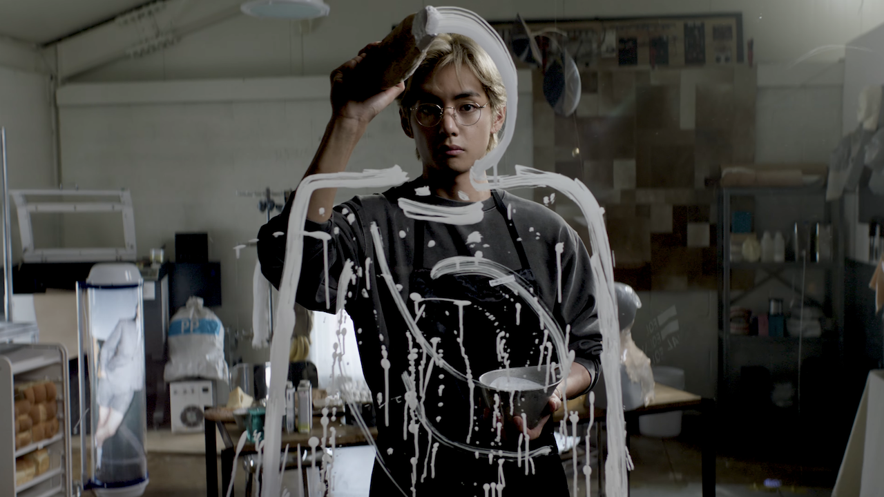 V (BTS) lost romantische single 'Rainy Days' - Newsmonkey