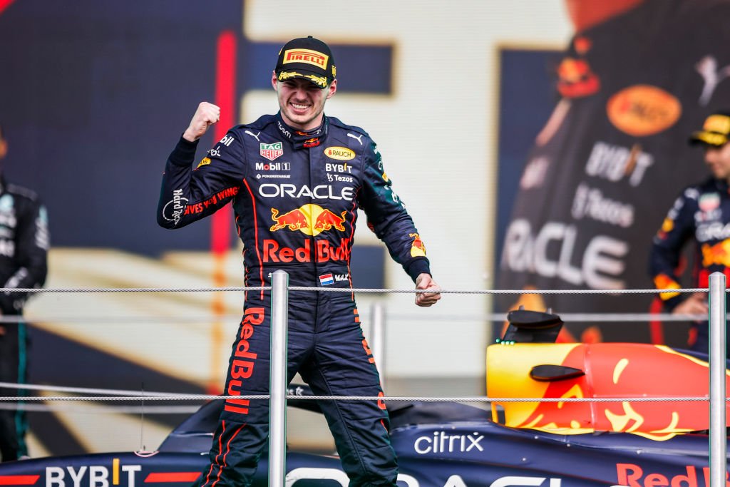 Max Verstappen (25) bij club van 500 rijkste Nederlanders - Newsmonkey