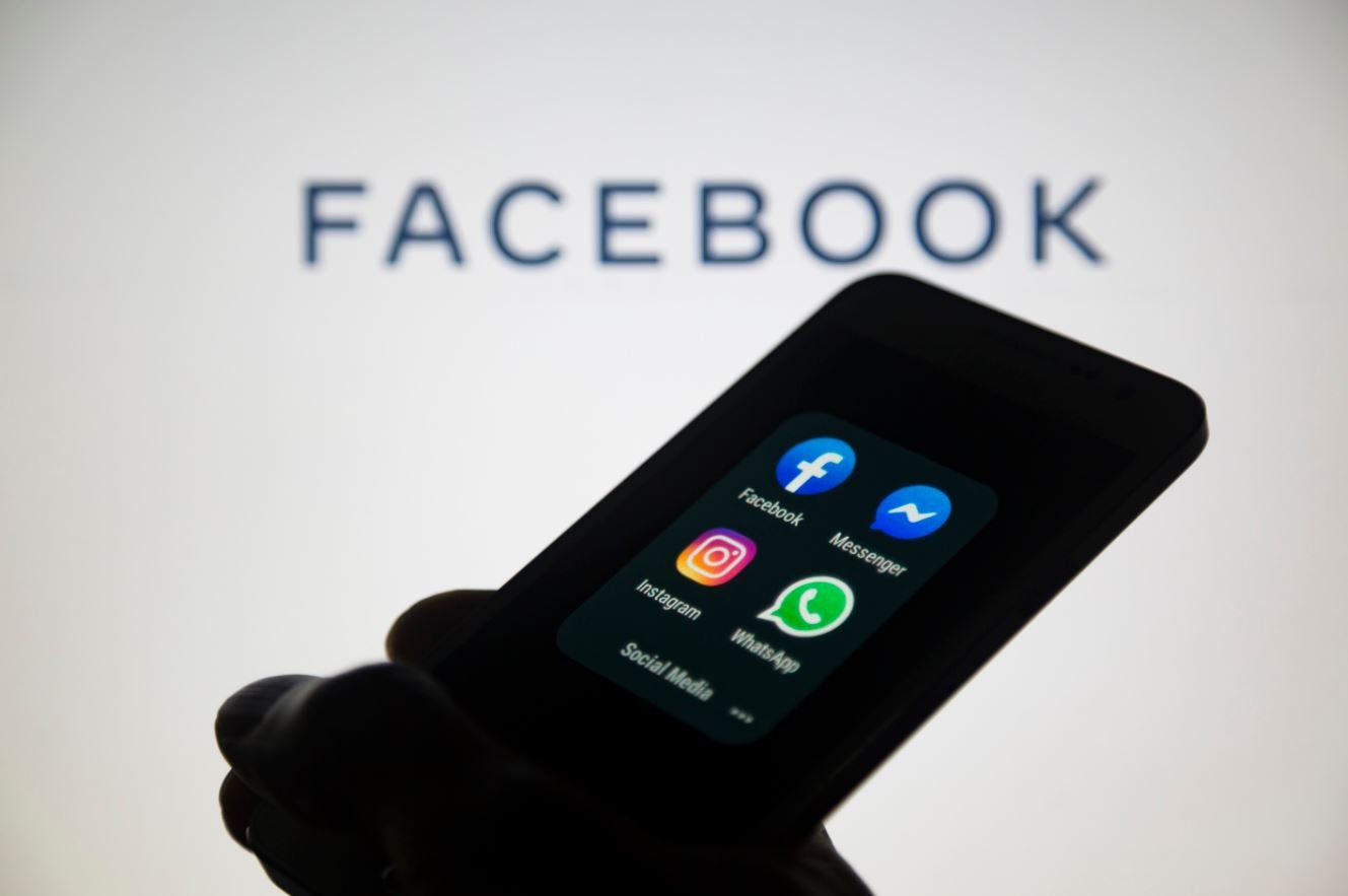 Facebook gaat valse beweringen over coronavaccins verwijderen - Business AM