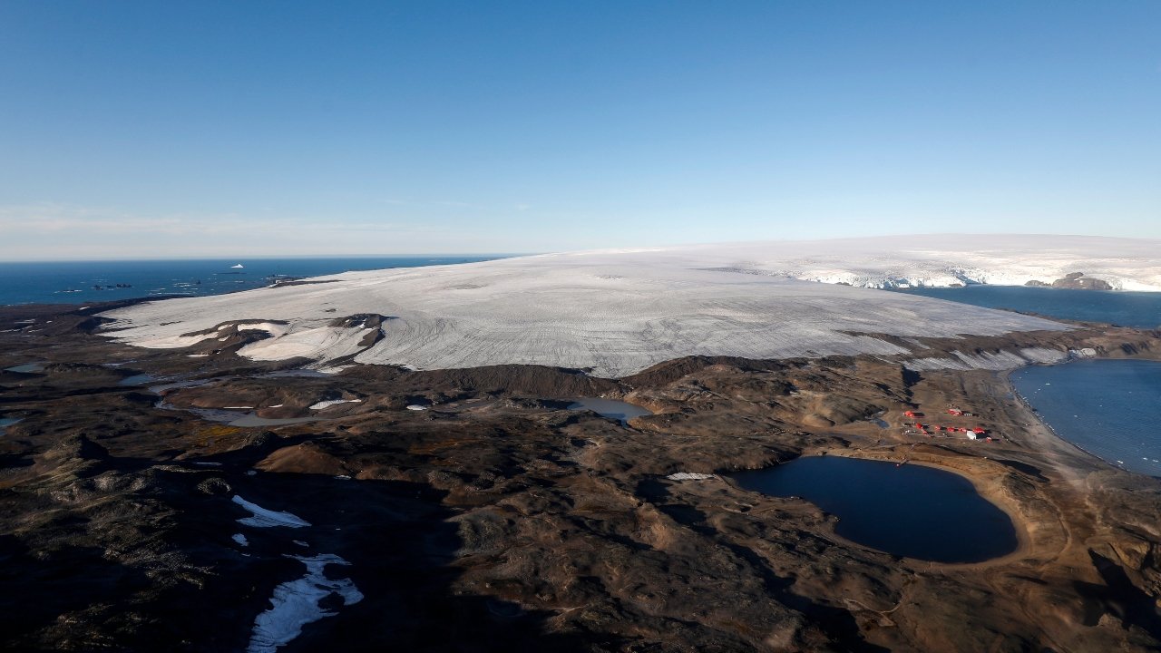 Ozongat boven Antarctica bereikt grootste omvang in 15 jaar: wellicht ...