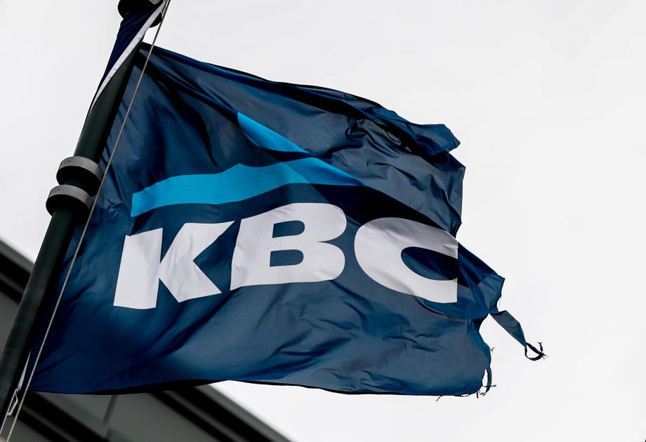 KBC lance les paiements par wearable - Business AM - FR